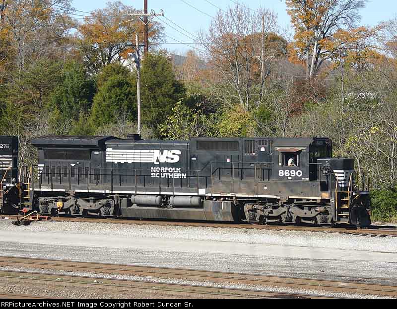 NS 8690
